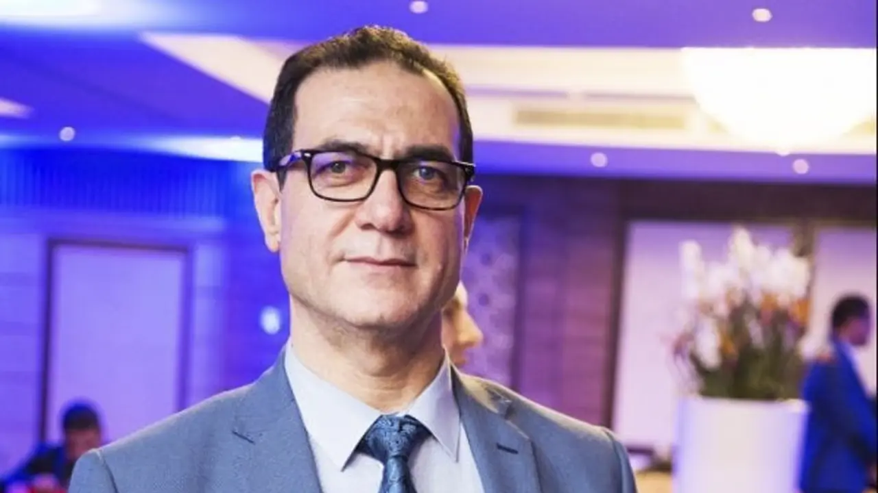 Lotfi Debbabi : Le Développement Durable, un Impératif pour les Banques Africaines (Africa ...